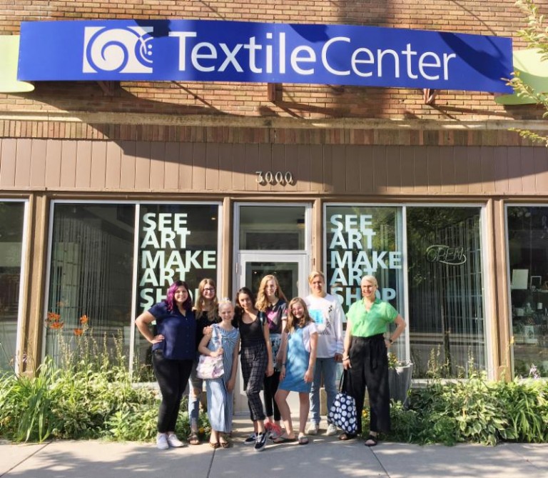TextileBuildingKidsGroup – Textile Center
