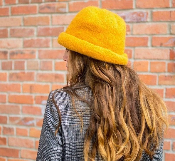 Gold+Hat – Textile Center