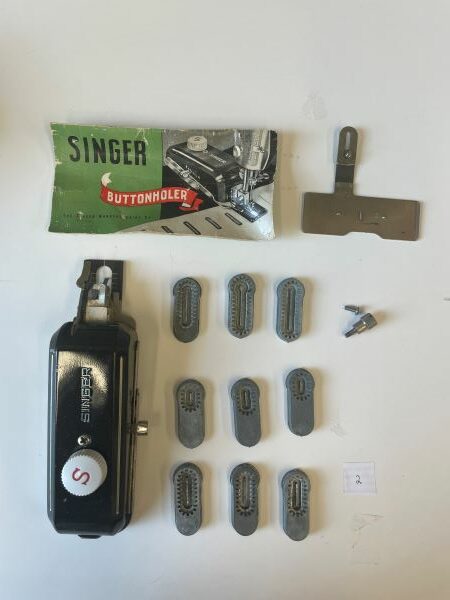 Singer Buttonholer – 9 templates – Textile Center