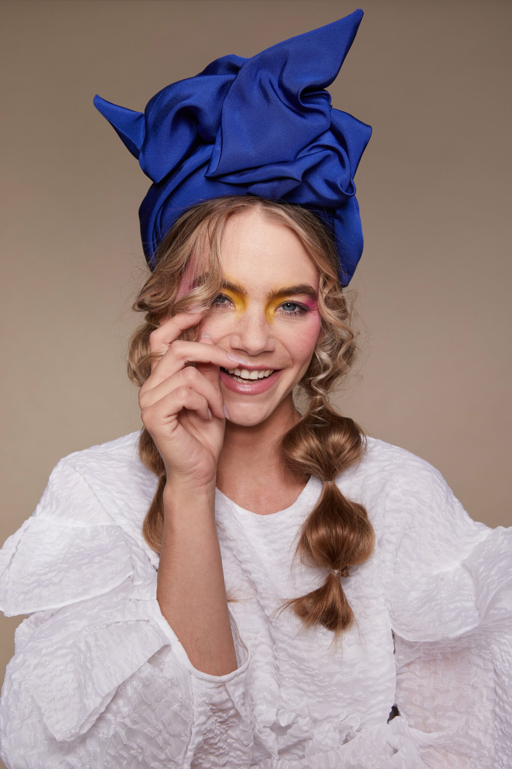 SS22_Violet – Karen Morris – Textile Center