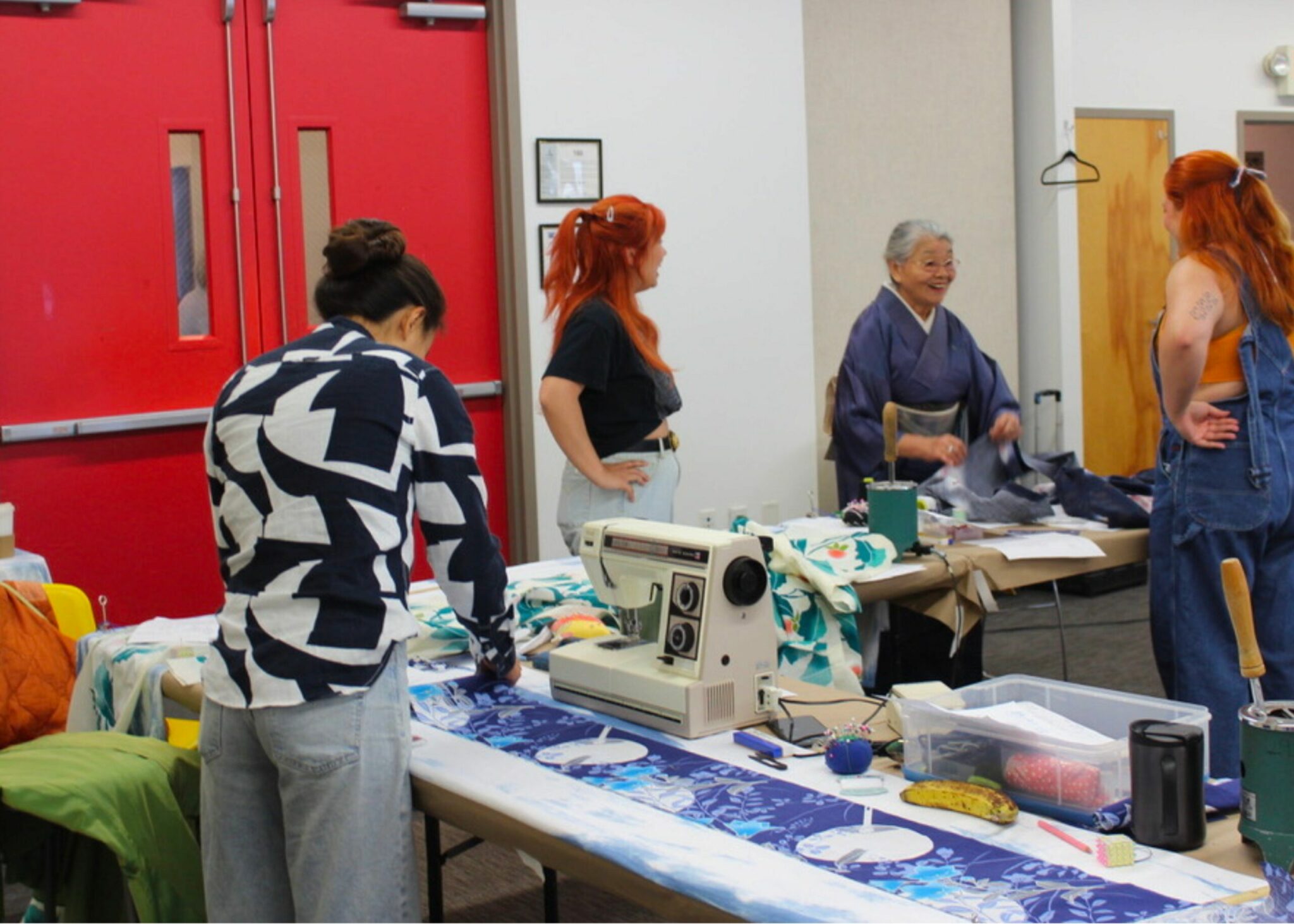Take a Class – Textile Center