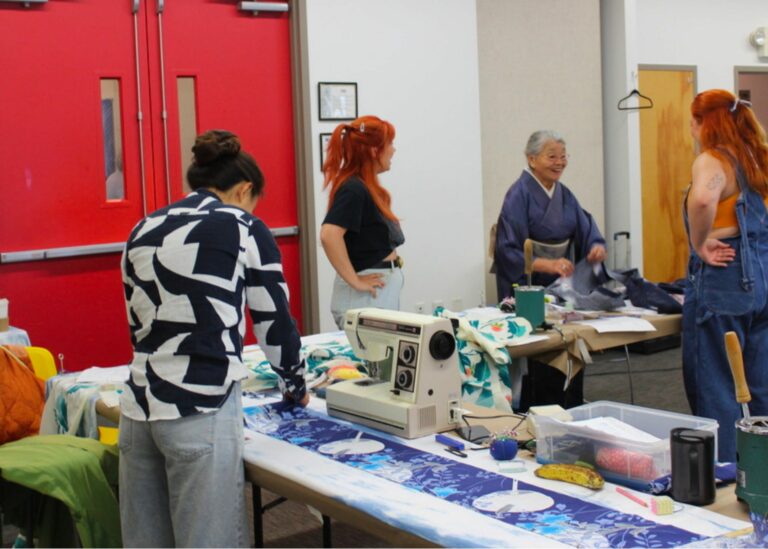 Take a Class – Textile Center